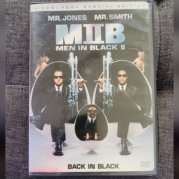 Media | Men In Black 2 Dvd | Poshmark